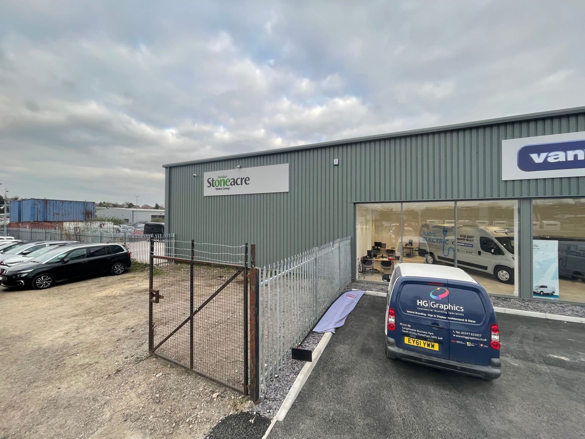 Exterior Signage | Stoneacre Display | HG Graphics