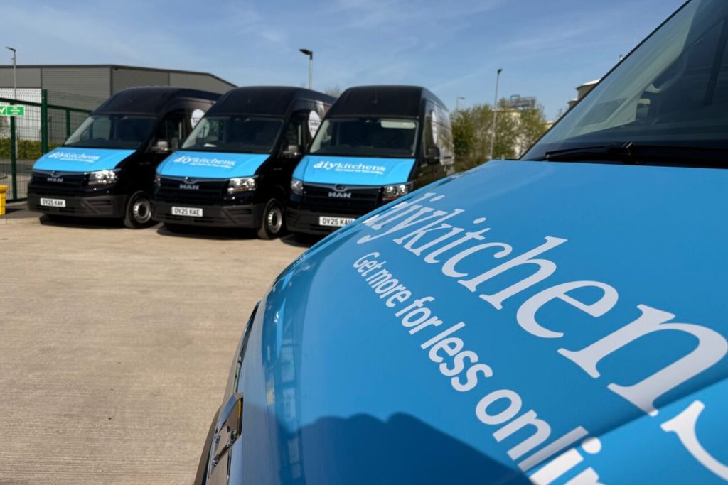 DIY Kitchens - 10 MAN Vans | Expert Vehicle Wraps