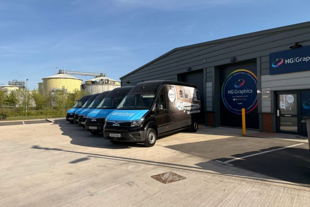 DIY Kitchens - 10 MAN Vans | Expert Vehicle Wraps